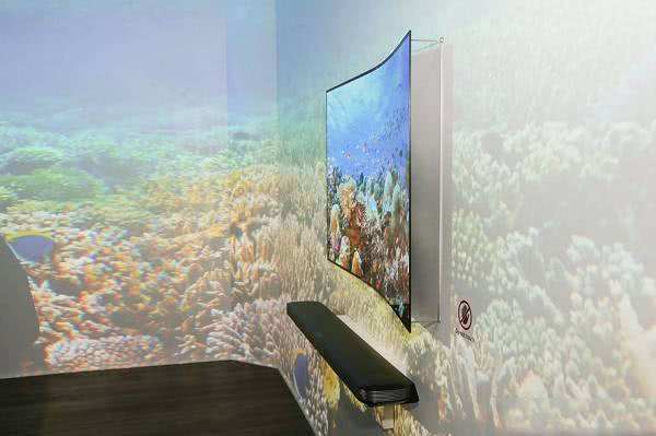 Commercial Transparent OLED Display Screen 180 Degree Viewing Angle